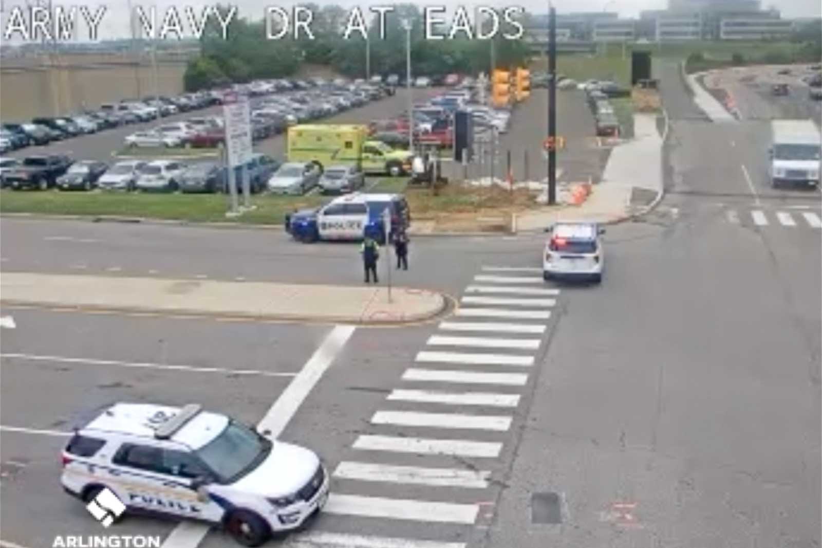 NOW: Pentagon police investigating ‘suspicious vehicle’ | ARLnow.com