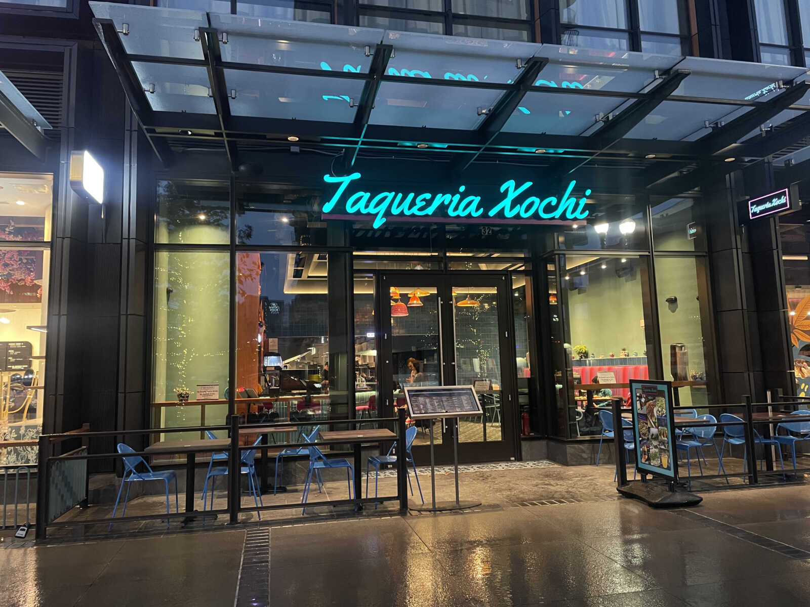 New Crystal City taqueria serves up family recipes from Mexico | ARLnow.com